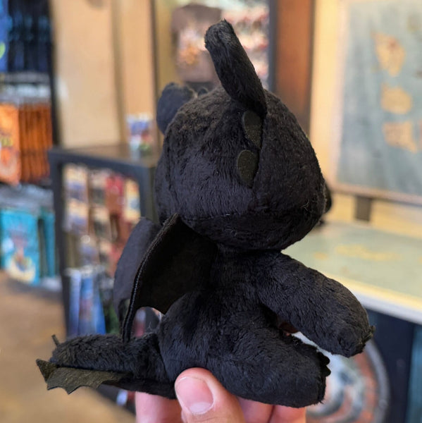 Toothless Shoulder Plush - How to Train Your Dragon - TheMysteryShack